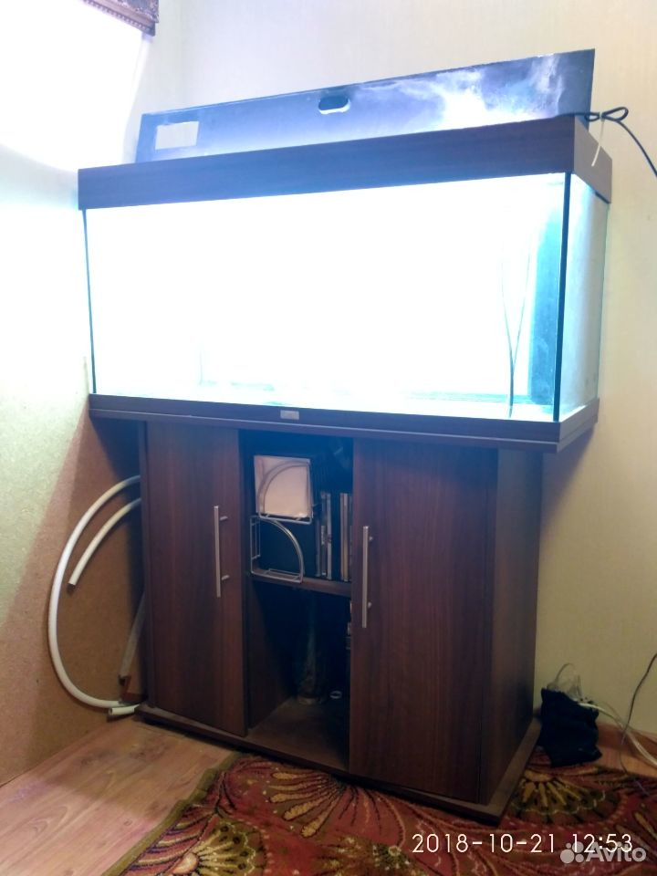 Аквариум 180л.+тумба +светильник+компрессор+фильтр